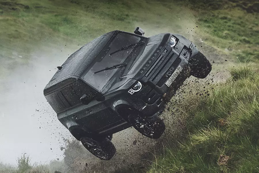 Ingen tid til at dø Land Rover Defender 1