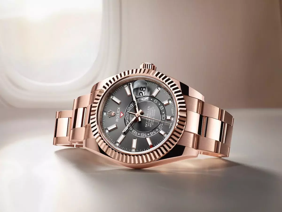 rolex oyster perpetual sky umhlali everose gold