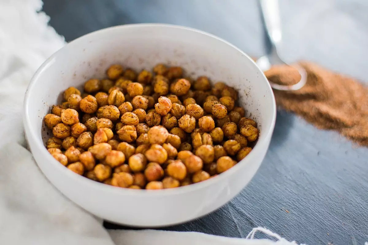 Bêste snacks mei hege proteïne foar on the Go Roasted Chickpeas