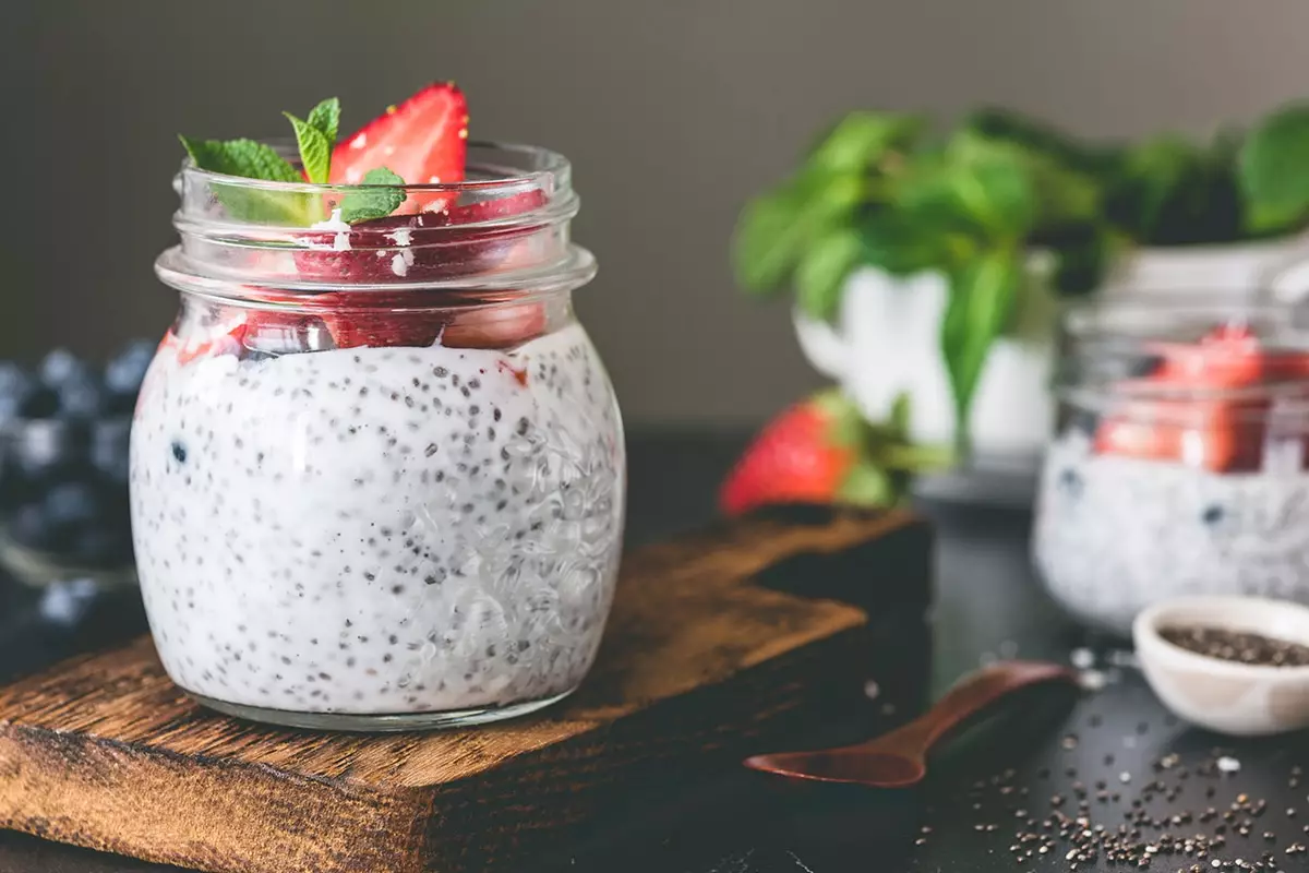 Ukudla Okungcono Kakhulu Kwamaprotheni E-On the Go Chia Seed Pudding