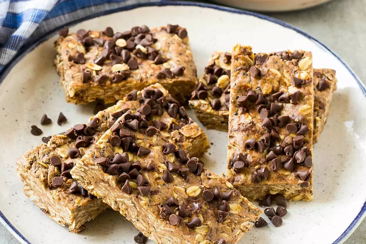 De bêste snacks mei hege proteïne foar ûnderweis selsmakke proteïnebars