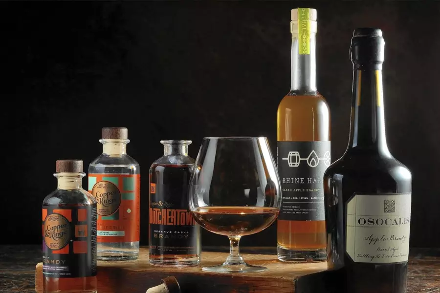 marcas variadas de brandy americano
