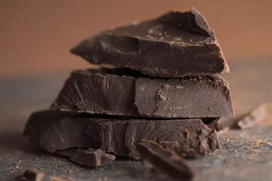 Τροφές που τονώνουν το ανοσοποιητικό - Μαύρη Σοκολάτα