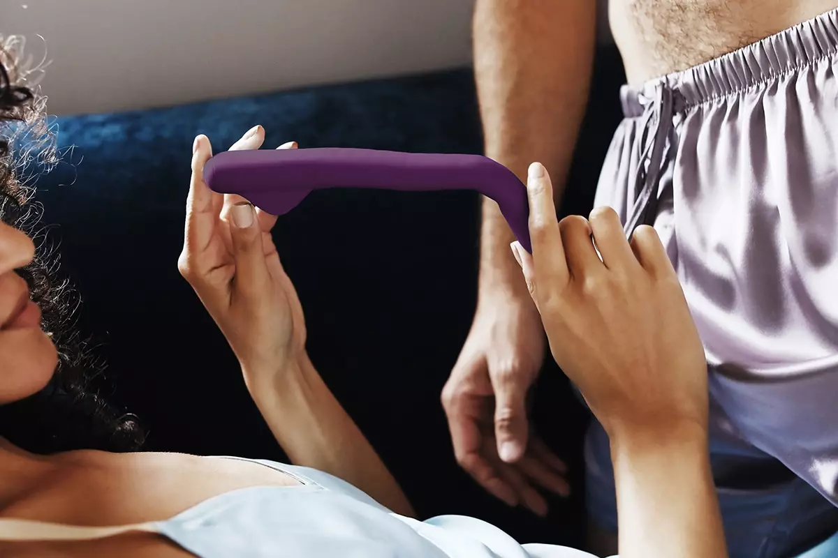 Wykorzystaj w pełni swoje życie seksualne tego lata z tym wibratorem zatwierdzonym przez lekarza
