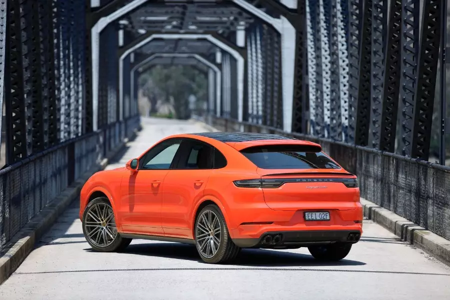 Möt 2020 Porsche Cayenne Coupé 11249_14