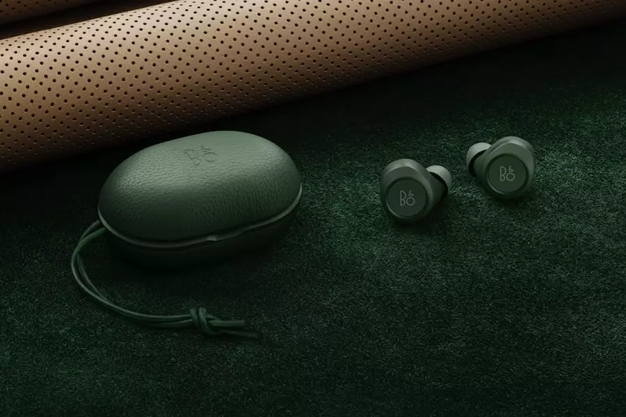 bang and olufsen 的 beoplay e8 耳塞和保護套