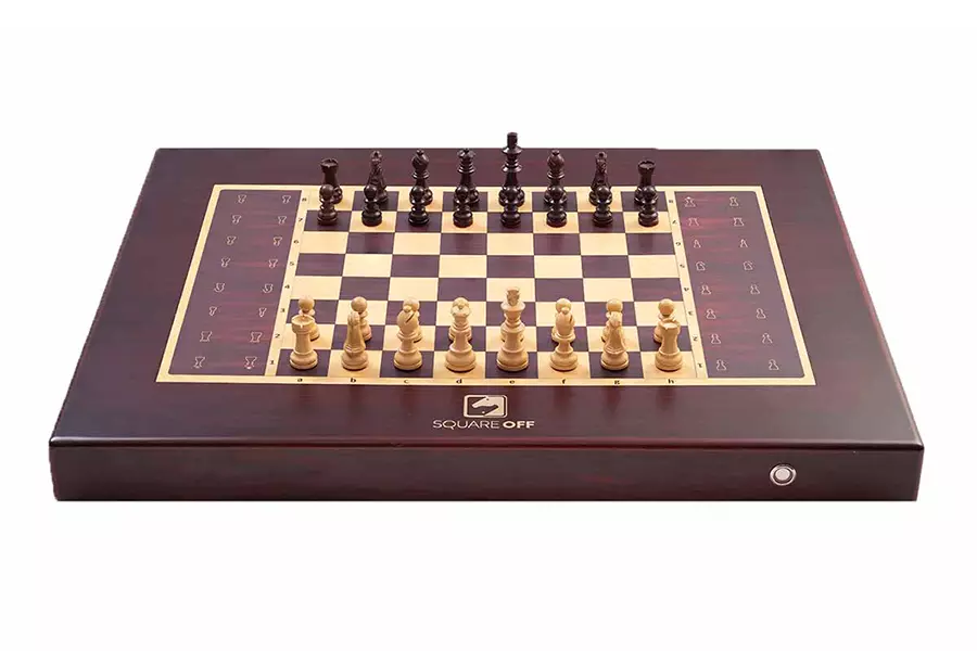 د شطرنج مخې ته مربع