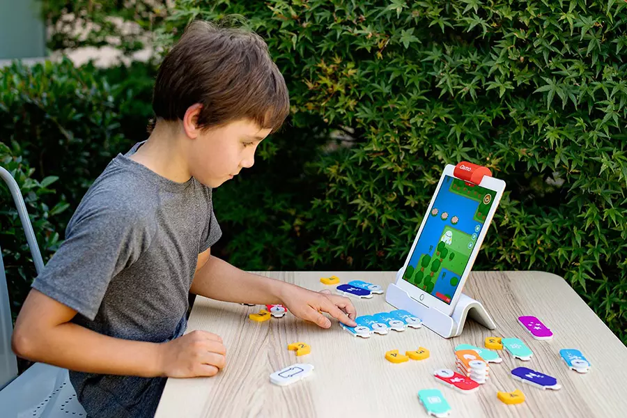 Kerstcadeaugids Speelgoed Osmo iPad-coderingskit voor kinderen
