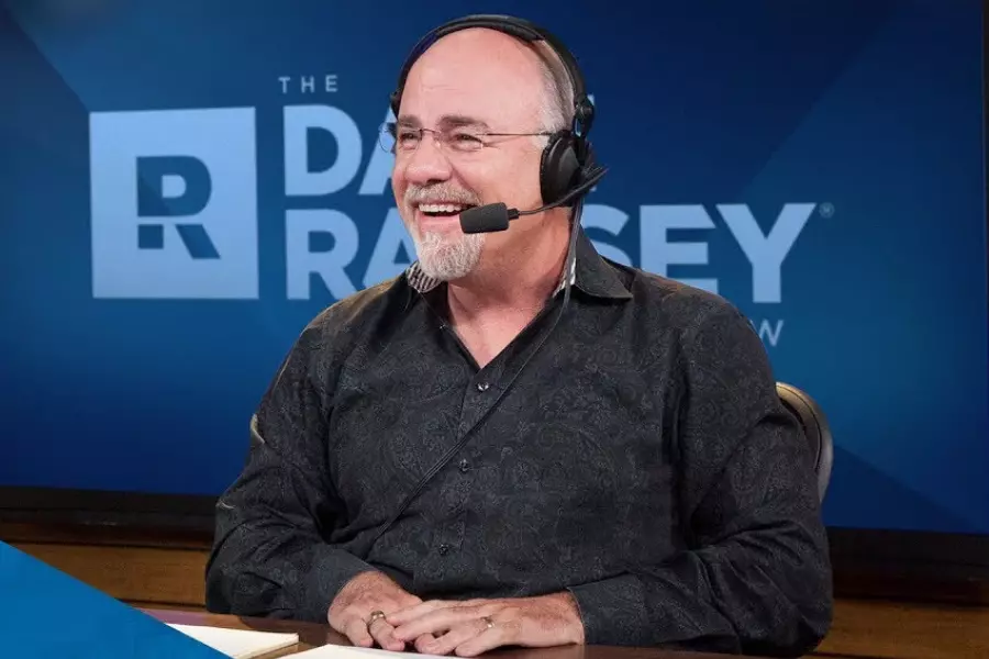 conduttore di podcast dave ramsey