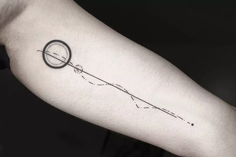 Más de 50 ideas de tatuajes minimalistas que demuestran que menos es más 1582_38