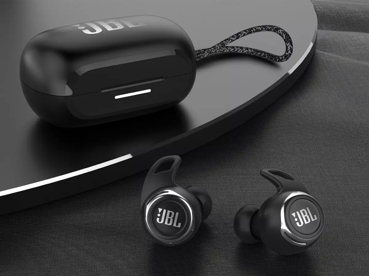 PHUMELELA! JBL Reflect Flow Pro Earbuds