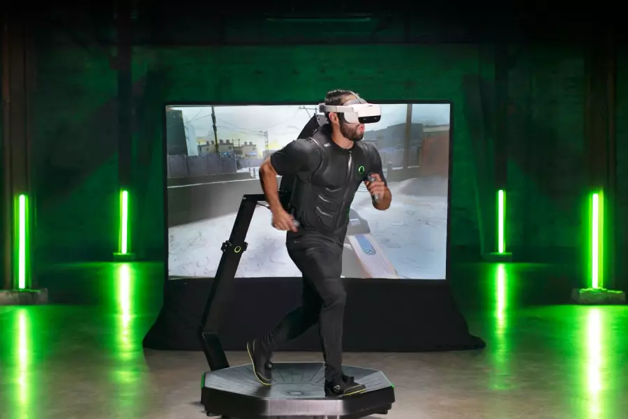 Virtuix Omni Otu N'ụlọ VR Treadmill bụ ọdịnihu nke egwuregwu 1801_2