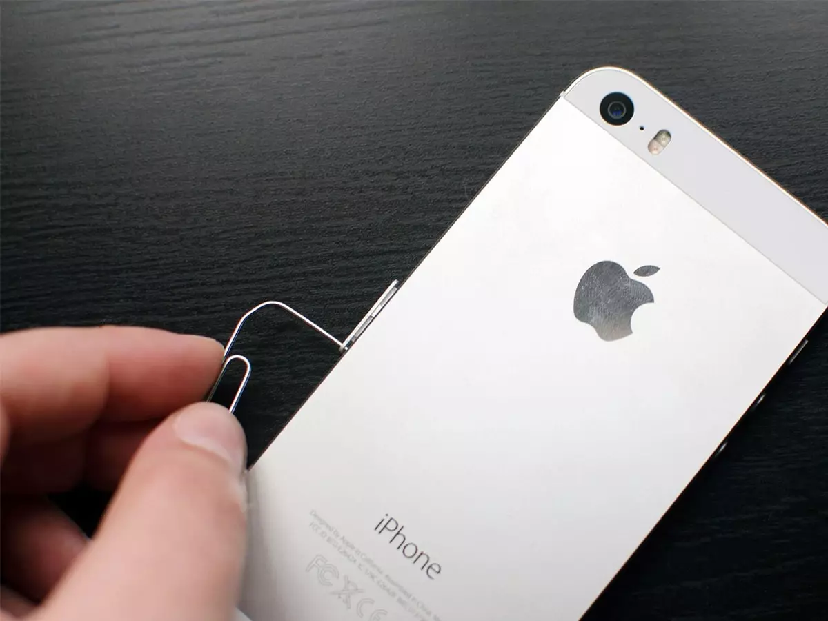 Apple enjamlary üçin SIM karta fon