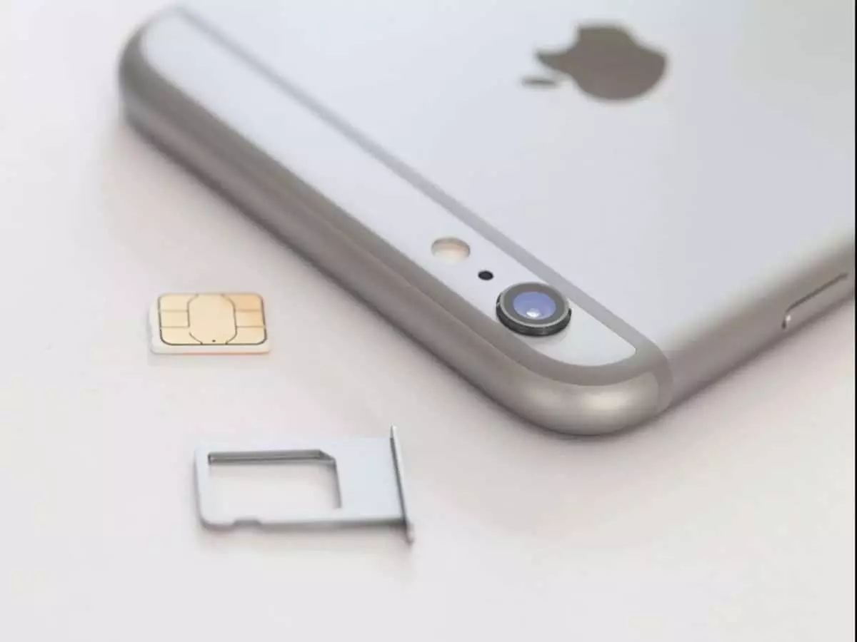 Apple उपकरणों के लिए सिम कार्ड पृष्ठभूमि