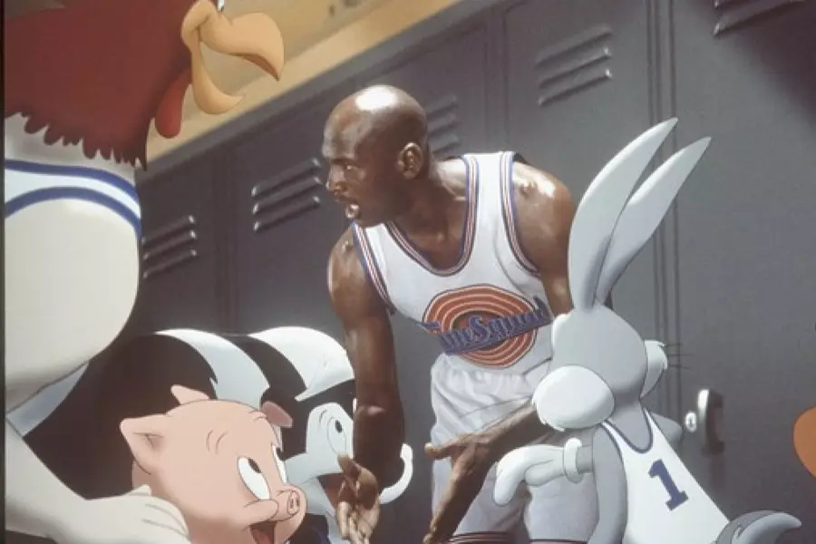 Сюжет на Space Jam 2