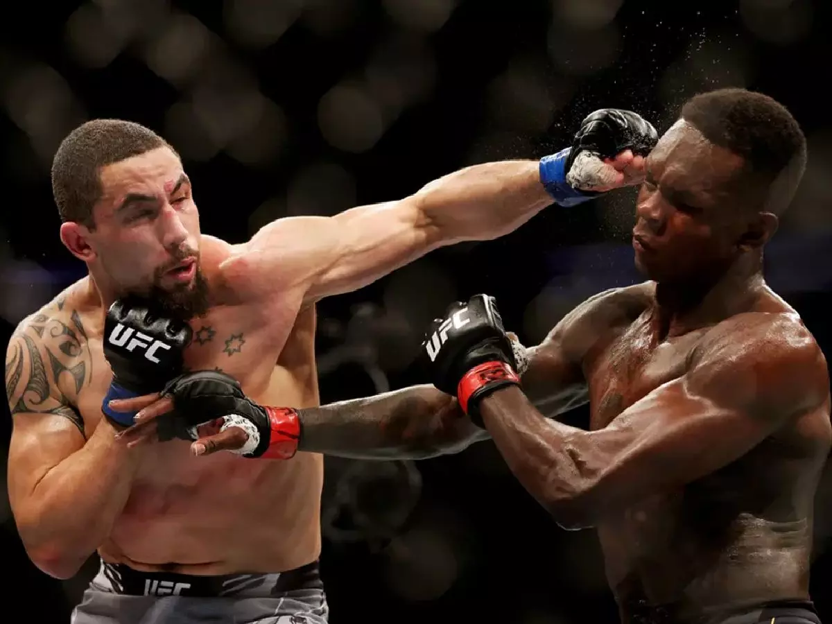 Adesanya vs Whittaker: Výsledek UFC 271, to nejlepší 2437_1