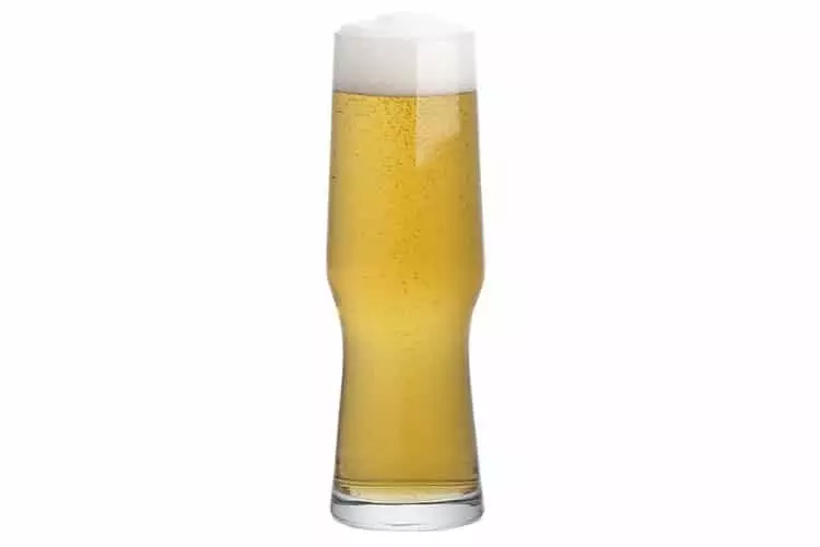 lāgeru un alu specializētais alus