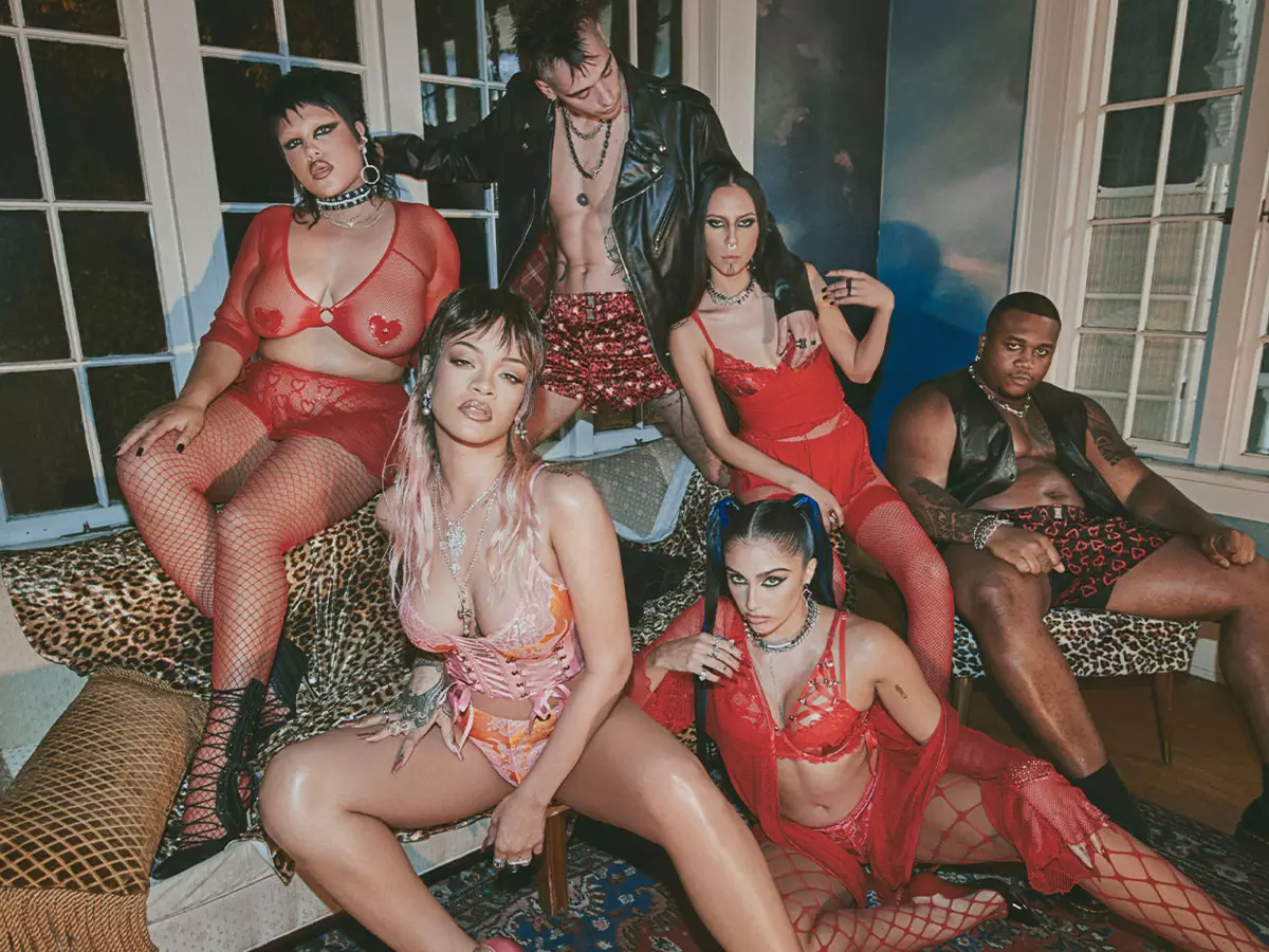 1 savage x fenty valentines day collection campaign