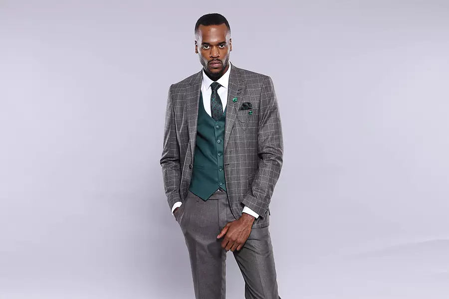 Yakagadzirwa Grey Suit