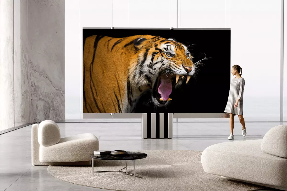 C Seed lansearret Ridiculous 165-inch 4K opklapbere MicroLED TV 335_11