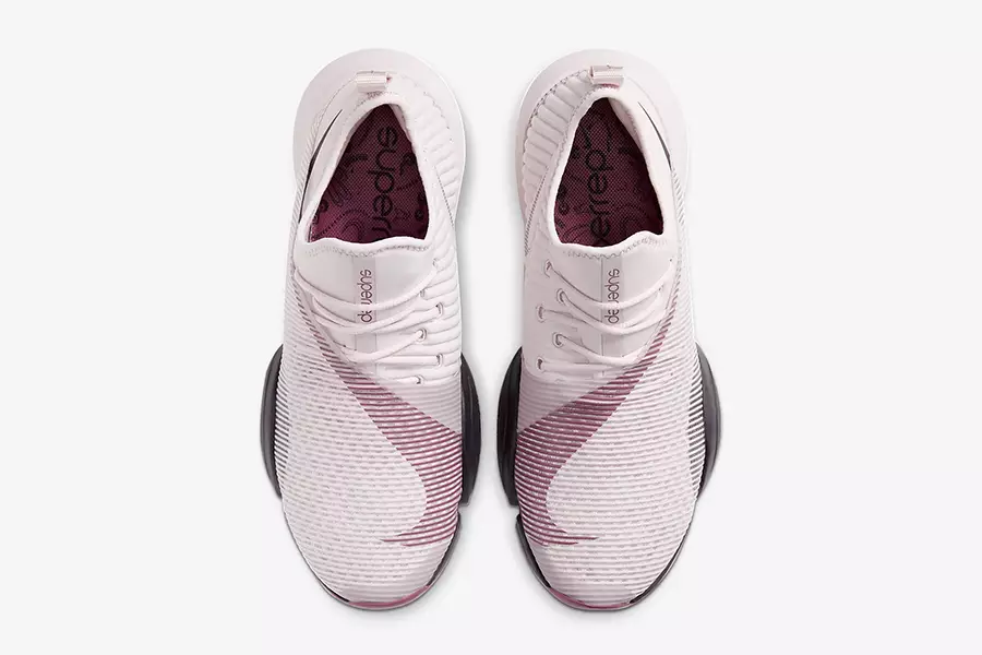 Vista superior de les sabates Nike Superrep
