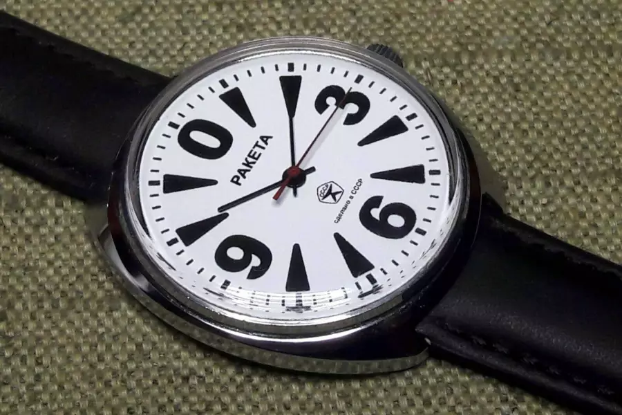 9 najlepších ruských hodiniek a sovietskych značiek hodiniek 3886_5