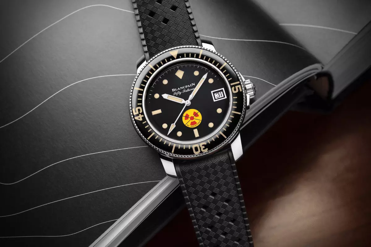 Blancpain သည် Fifty Fathoms No Rad Limited-Edition Timepiece ဖြင့် အတိတ်ကို ဂုဏ်ပြုပါသည်။ 3913_3