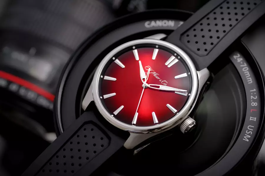 h. moser Šveices sarkanais pulkstenis