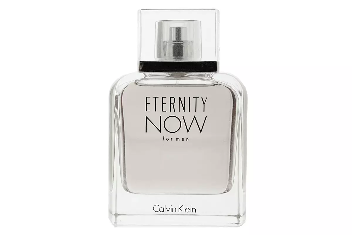 အမျိုးသားများအတွက် calvin klein မှ ထာဝရကာလဖြစ်သည်။