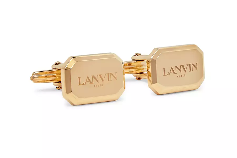 Butoni placați cu aur gravat cu logo Lanvin Ghid pentru cadouri de Crăciun Bărbat cu stil