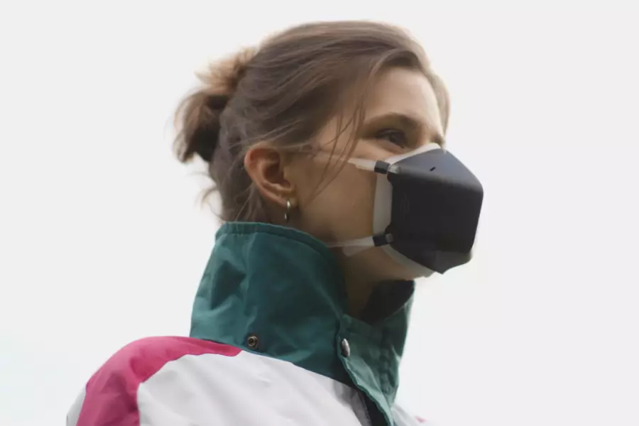 maskë aktive për pastrimin e ajrit