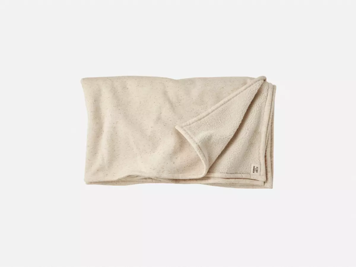 Huckberry trouve une couverture doublée de sherpa