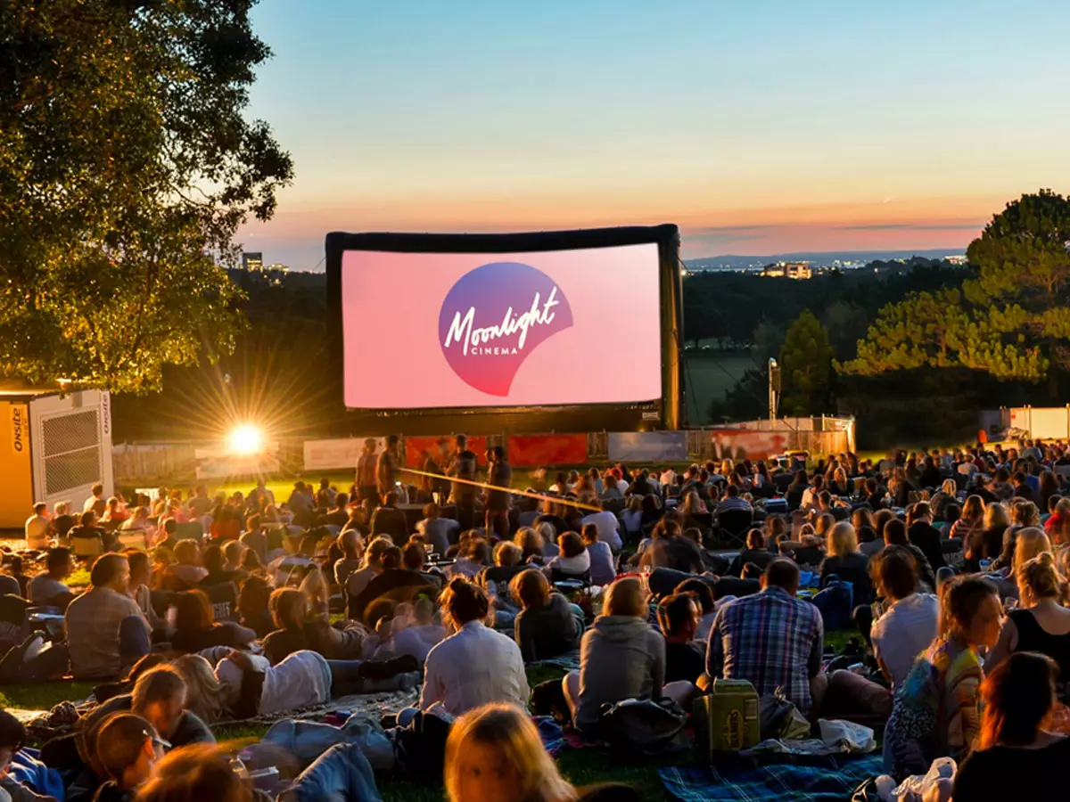 Cine a la luz de la luna