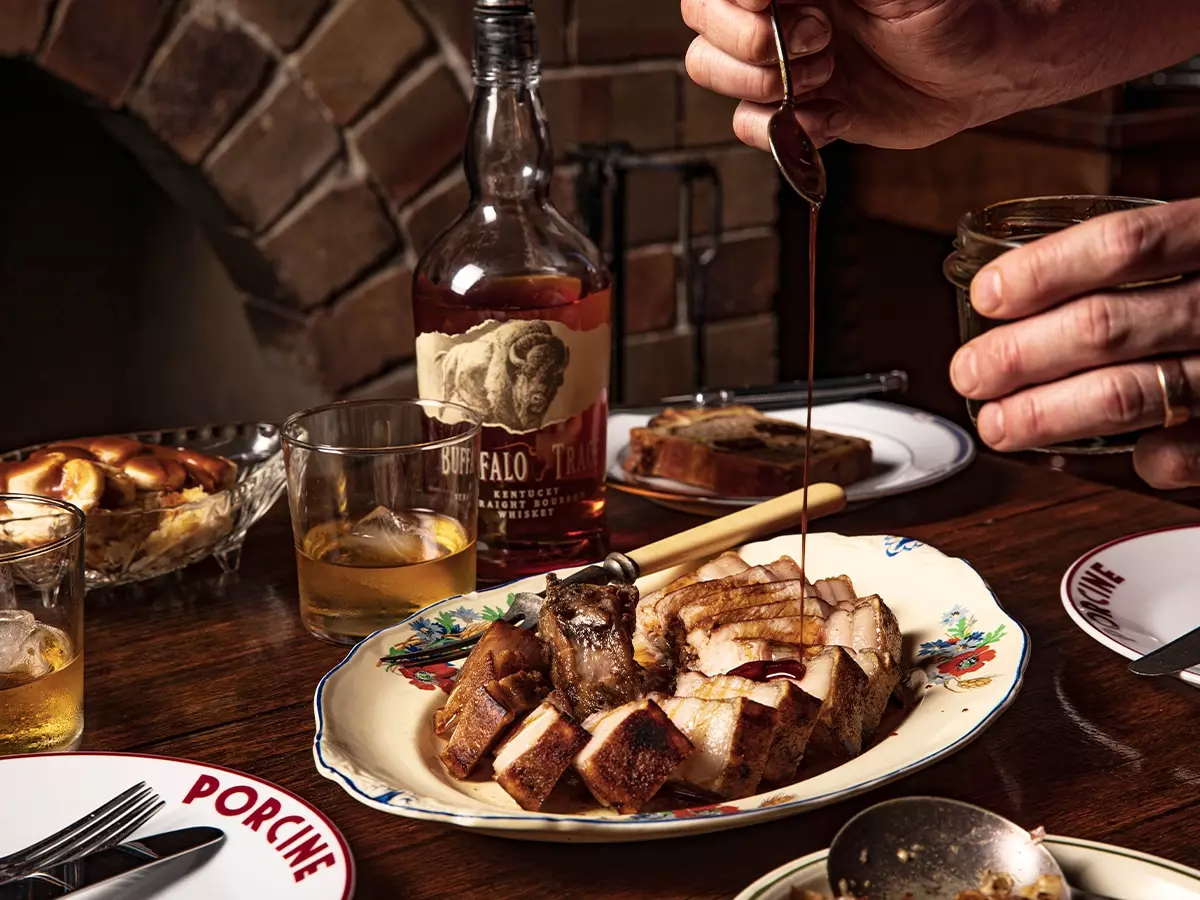 Porcine x buffalo trace ၁