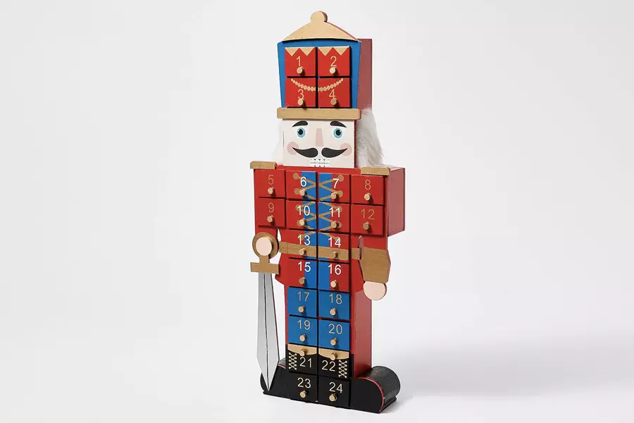 Libaka tse Hloahloa tsa Khalendara - Target Christmas Nutcracker Traditional Advent Calendar