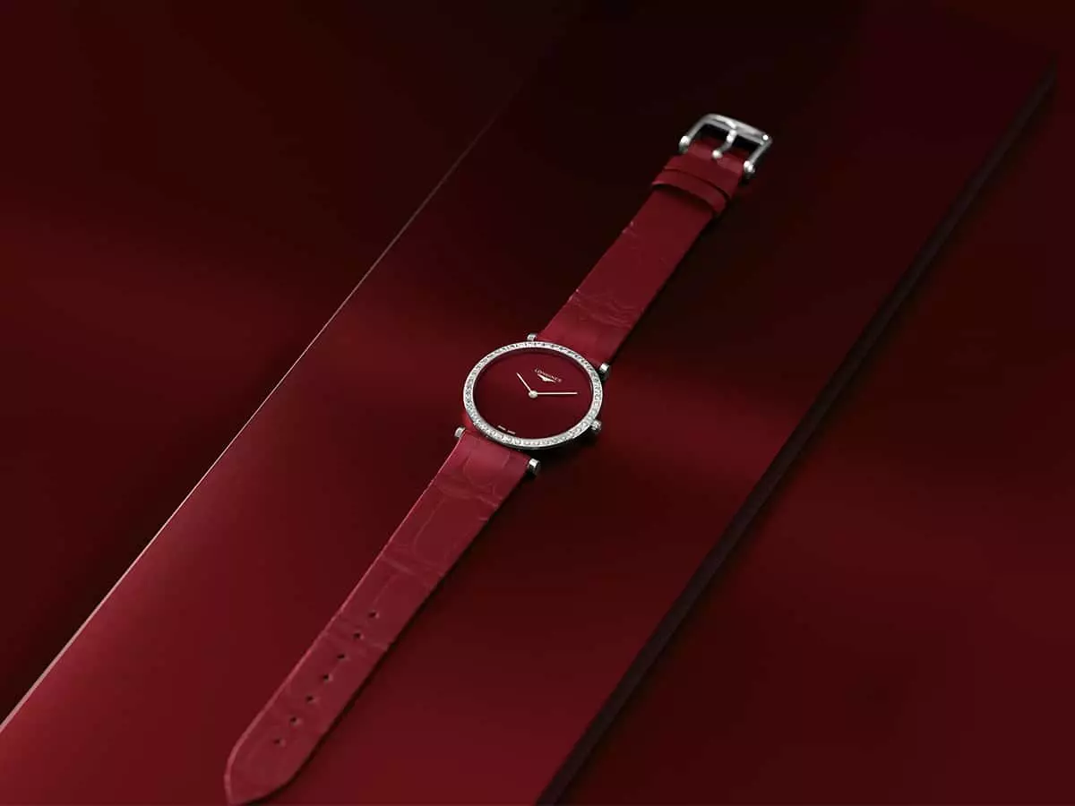 La grande classique de longines carmine red