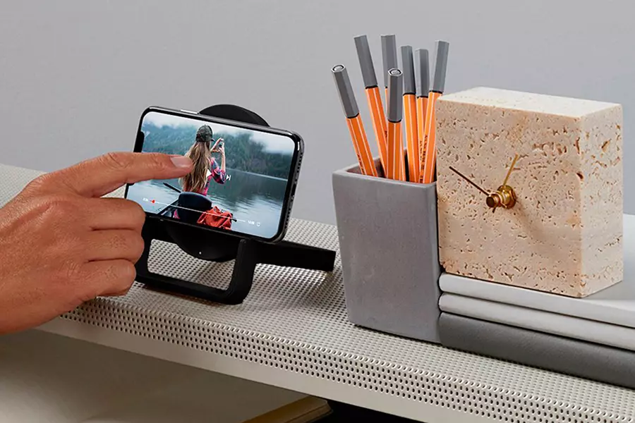 Nejlepší bezdrátové nabíječky pro iPhone a Android Bezdrátový nabíjecí stojan Belkin Boost Up