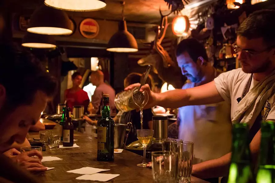 Найкращі бари в Сіднеї Shady Pines Saloon