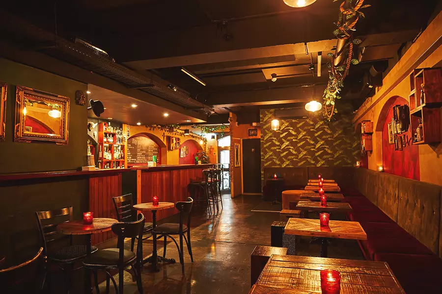 Bêste bars yn Sydney Papa Gede's Bar