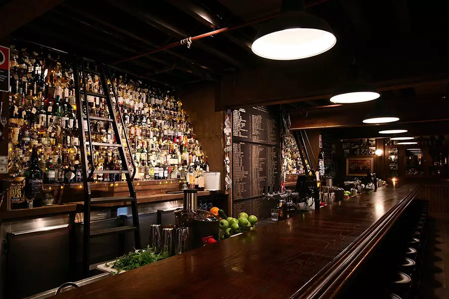 Bar Terbaik di Sydney The Baxter Inn