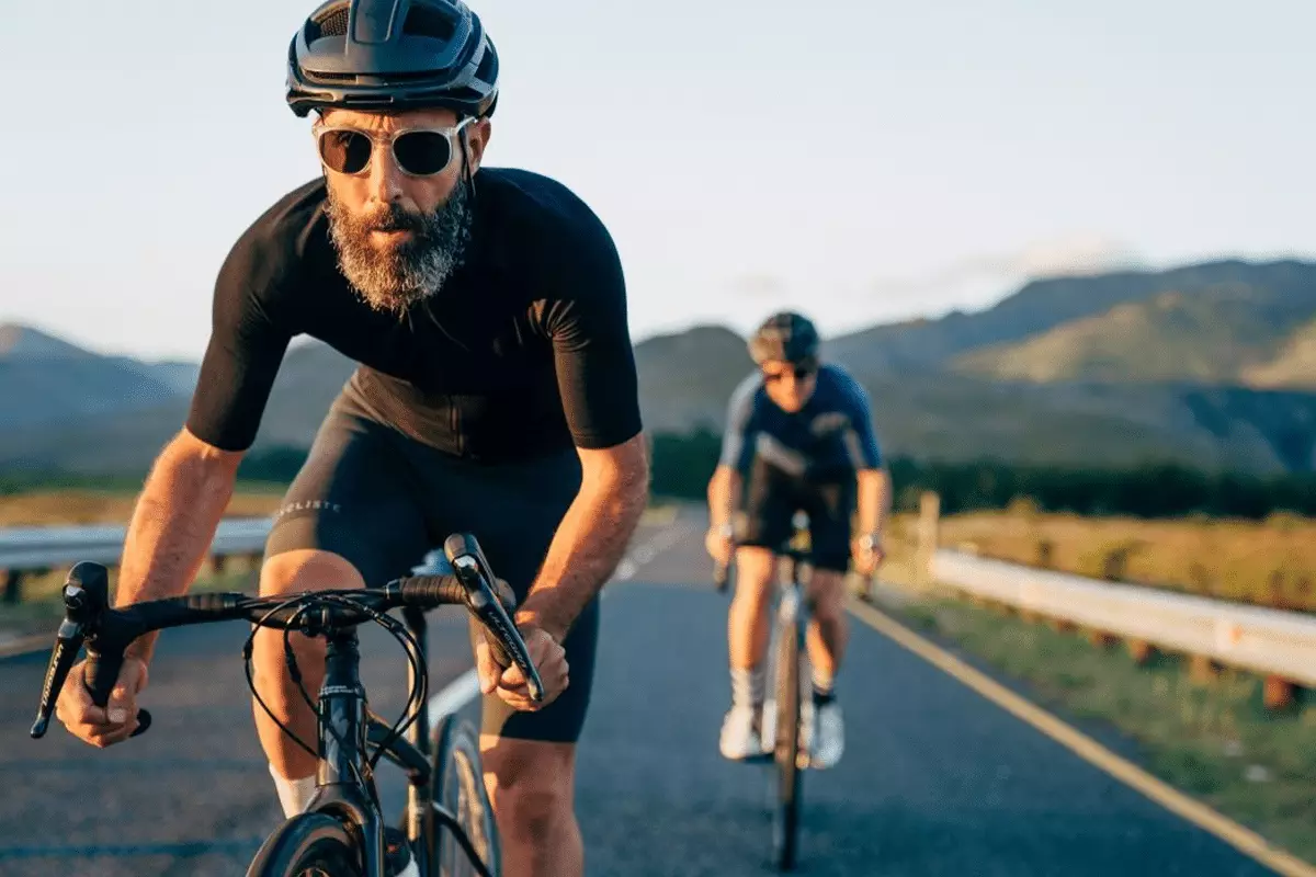 Najboljše znamke kolesarskih oblačil cafe du cycliste