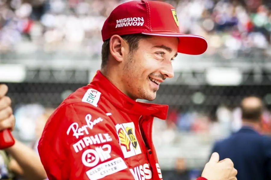 Pembalap f1 Charles Leclerc