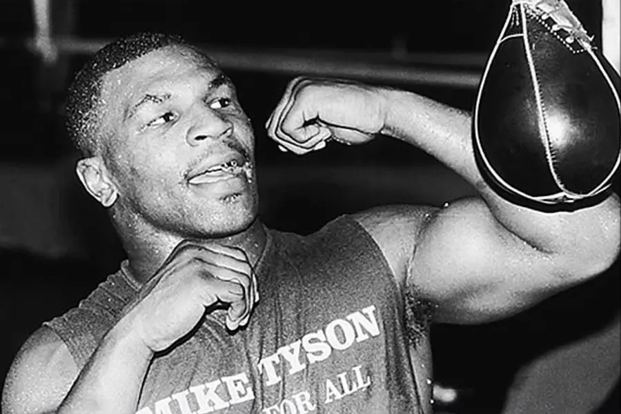 Mike Tyson Xebat & Xwarin