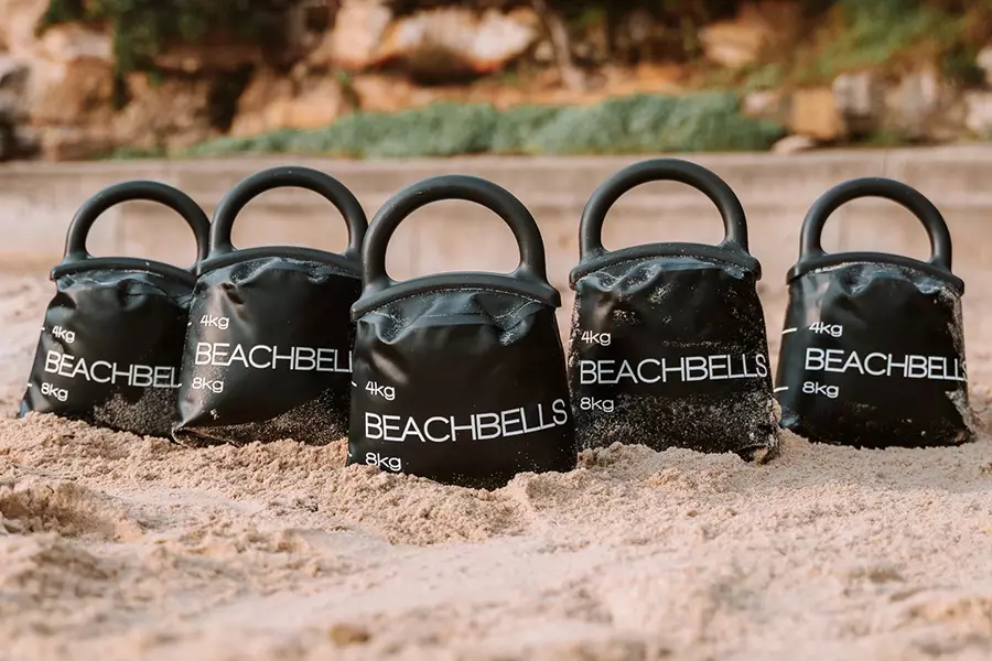 Beachbells bærbare kettlebells er laget for sanden
