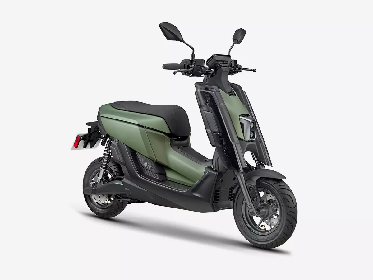 I-Yamaha Iqala I-EMF Scooter enebhethri eguqukayo