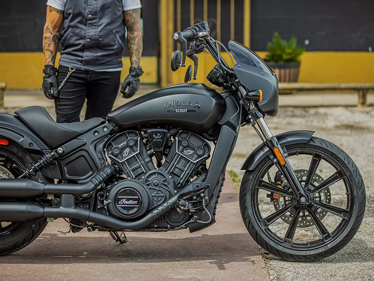 2022 indian scout rogue 8