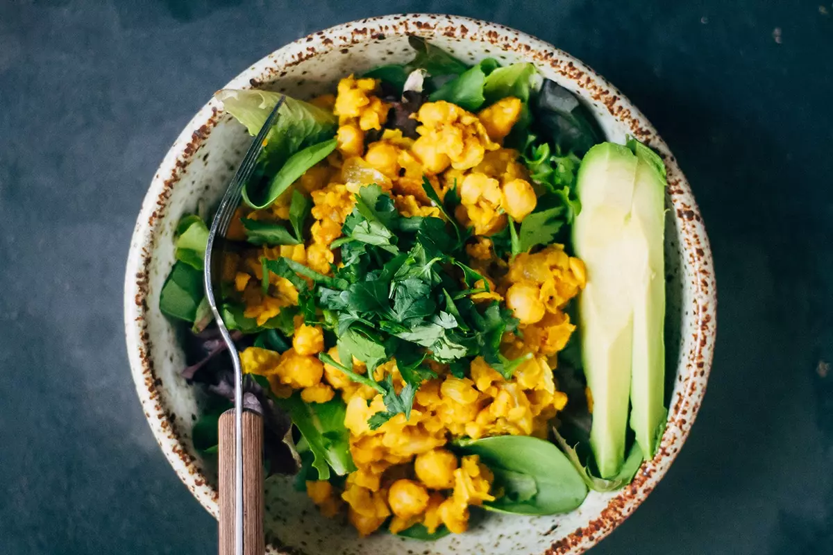 chickpea scramble ਨਾਸ਼ਤਾ ਕਟੋਰਾ