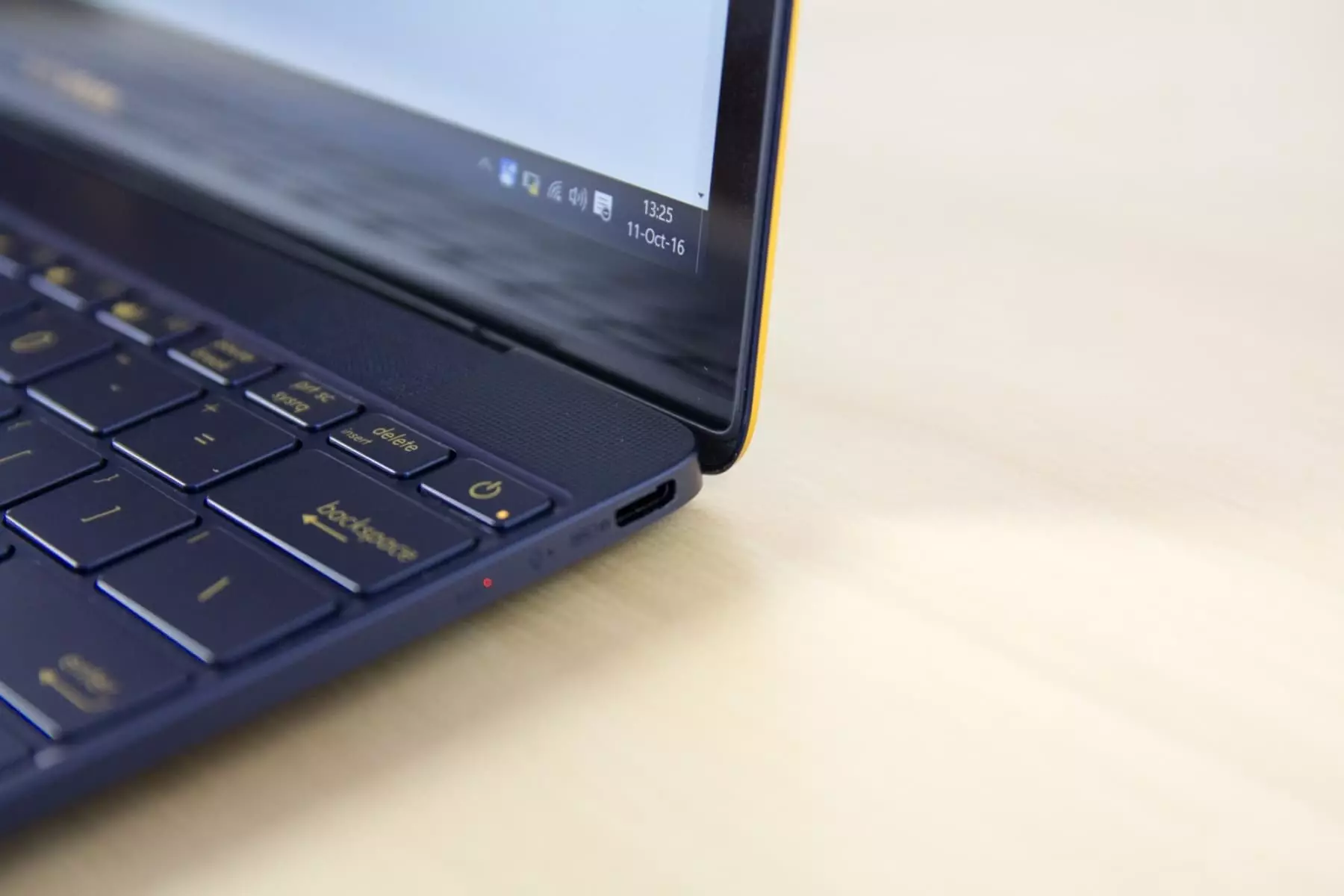 asus zenbook 3 afbryderknap