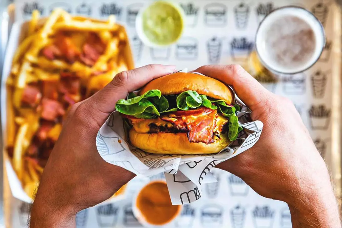 Tempat untuk Burger Terbaik di Perth Meet & Bun