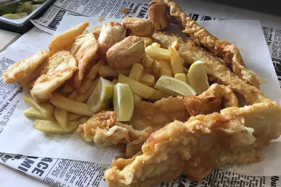 Oakleigh fish and chips op papier
